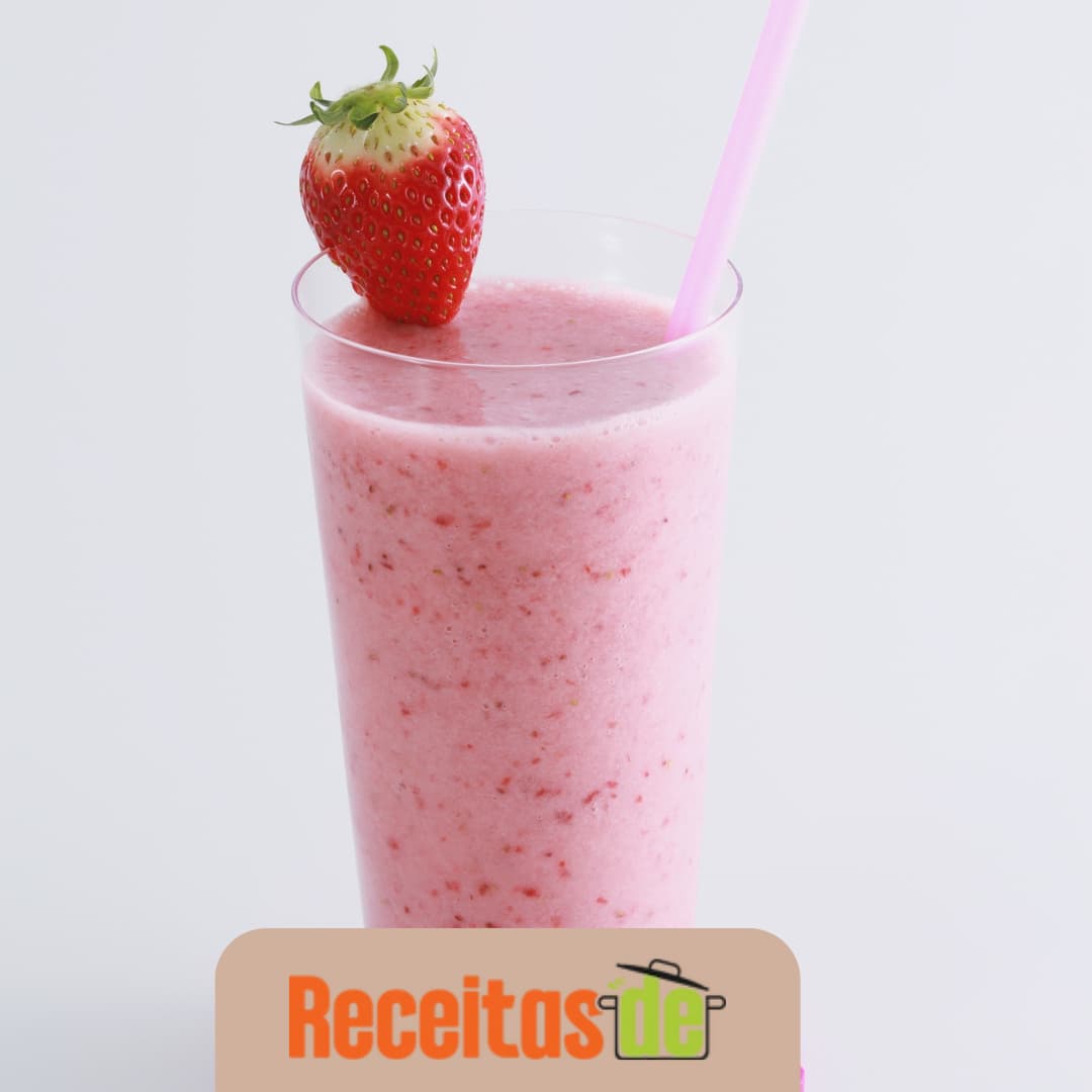 Receita de Frapê Especial de Morango - Receitas de ...